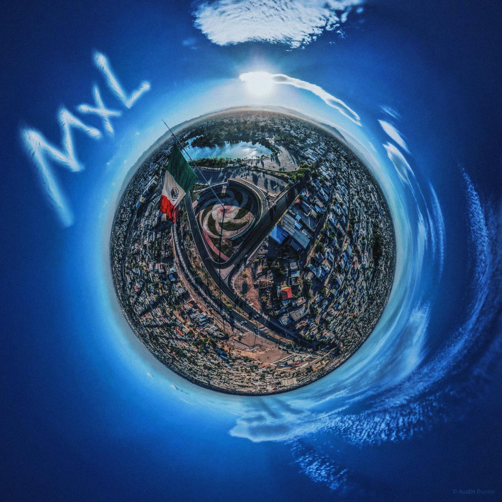 BabyGrec; Edgar Lugo; De La M, MXL (Single) in High-Resolution Audio - ProStudioMasters