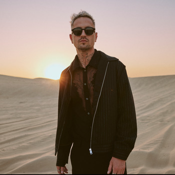 Robin Schulz; OSWALD, unendlichkeit (rework / Single) in High ...